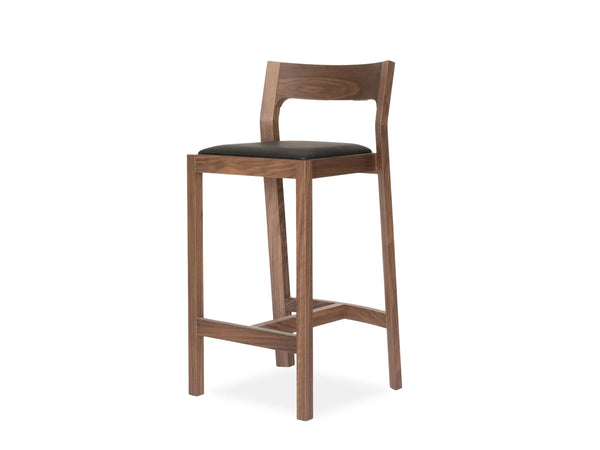 Case Profile Stool | Matthew Hilton - British Design - Cimmermann